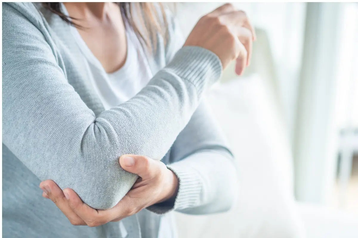 Cómo identificar la inflamación en el brazo: síntomas y consejos