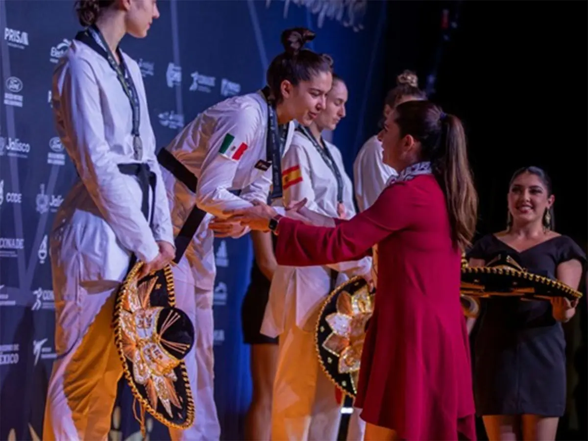 ¡Mexicana Leslie Soltero es campeona del mundo! Obtiene oro en Mundial ...