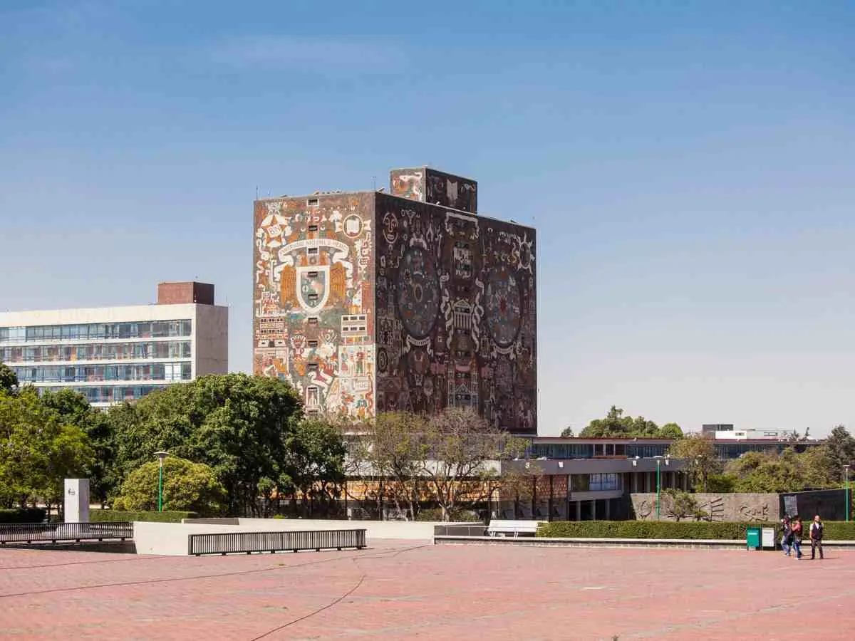 Cómo y dónde tramitar la credencial de exalumno de la UNAM