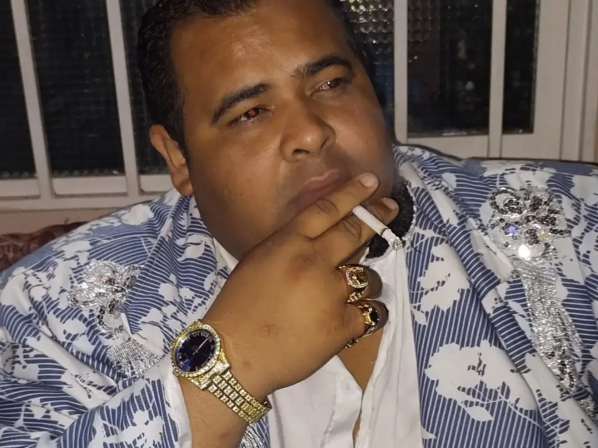 ¿Juan Gabriel reencarnó? Conoce al imitador que canta igual que el ...