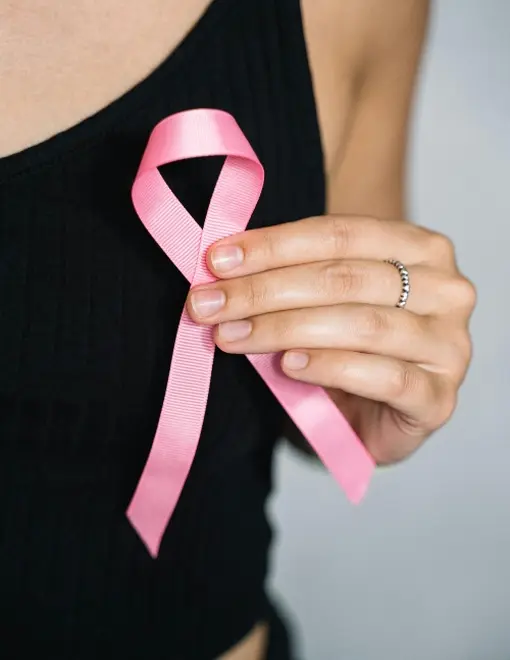 El moño rosa: símbolo de lucha, prevención y esperanza frente al cáncer ...