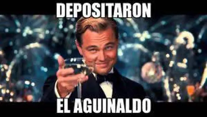 Ya cayó el aguinaldo los mejores memes de la temporada