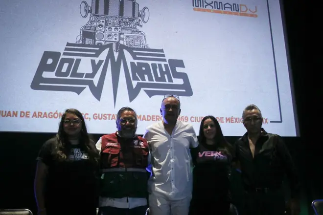 Quién es Polymarchs grupo sonidero en el Ángel de la Independencia
