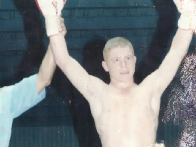 Canelo de joven: cómo lucía y cuántos años tenía cuando debutó