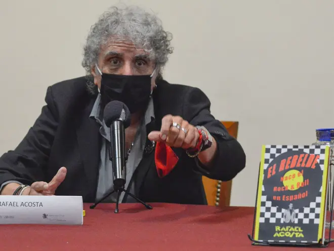 ¿Quién es Rafael Acosta, el 'Loco Mayor' del rock mexicano?