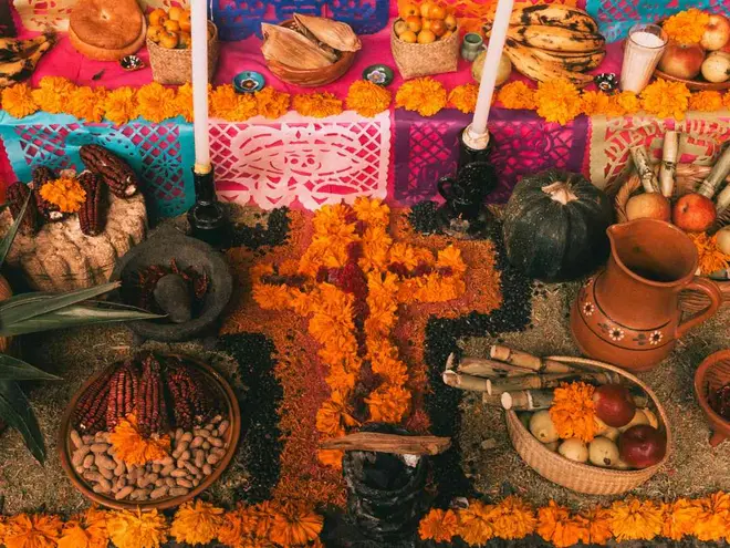 Platillos en la ofrenda de Día de Muertos: los que no pueden faltar en ...