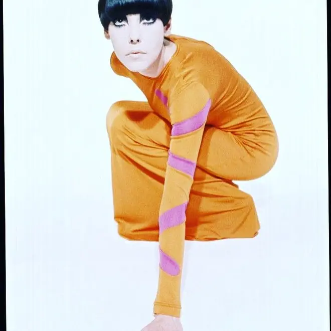 Murió Peggy Moffitt, actriz y modelo que escandalizó por posar topless