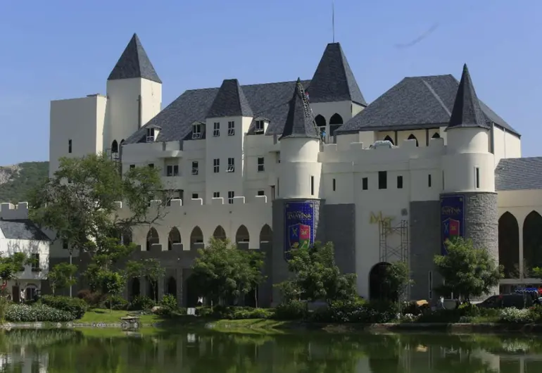 Mundo Imayina, un castillo fantástico que unirá y reconciliará familias