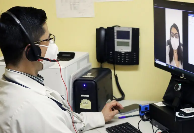 ¡Gracias tecnología! El IMSS da más de 815 mil consultas digitales ...