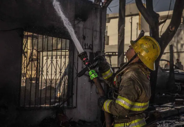 Conoce qué debes hacer si hay un incendio en tu casa