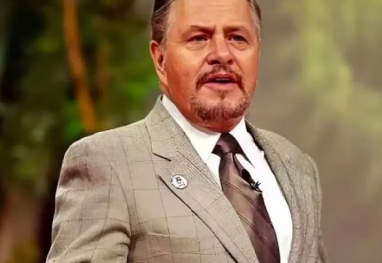 Paco Stanley recibió mensaje del Mayo Zambada a medio programa