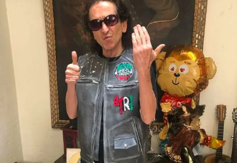 Alex Lora busca el récord Guinness a la mentada de madre más grande