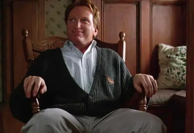 ¿Por qué no aparece Jeffrey Jones, alias Charles Deetz, en Bettlejuice 2?