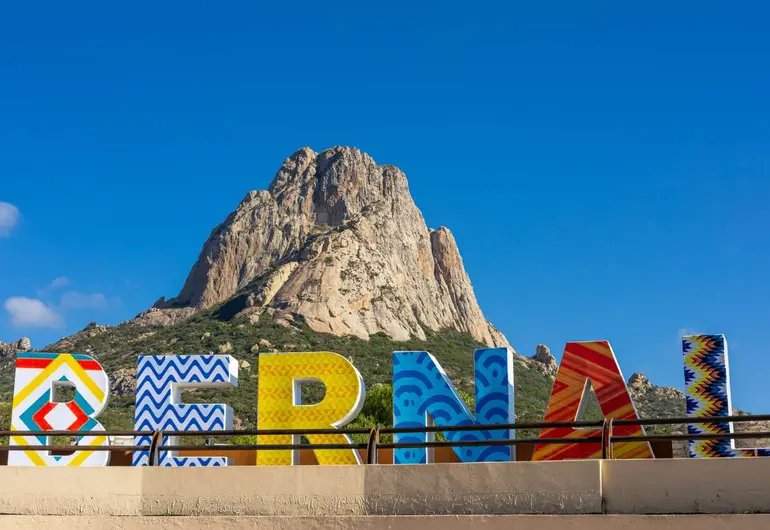 Peña de Bernal, Querétaro: cómo llegar y qué hacer