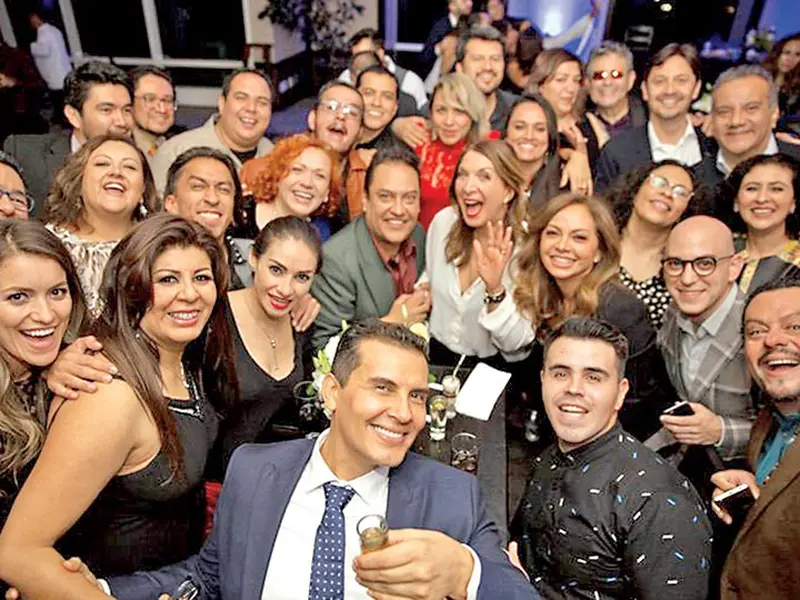 Celebran a las voces de México