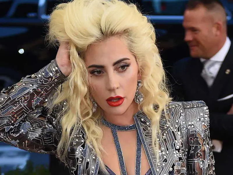 Lady Gaga está embarazada... pero no de un bebé