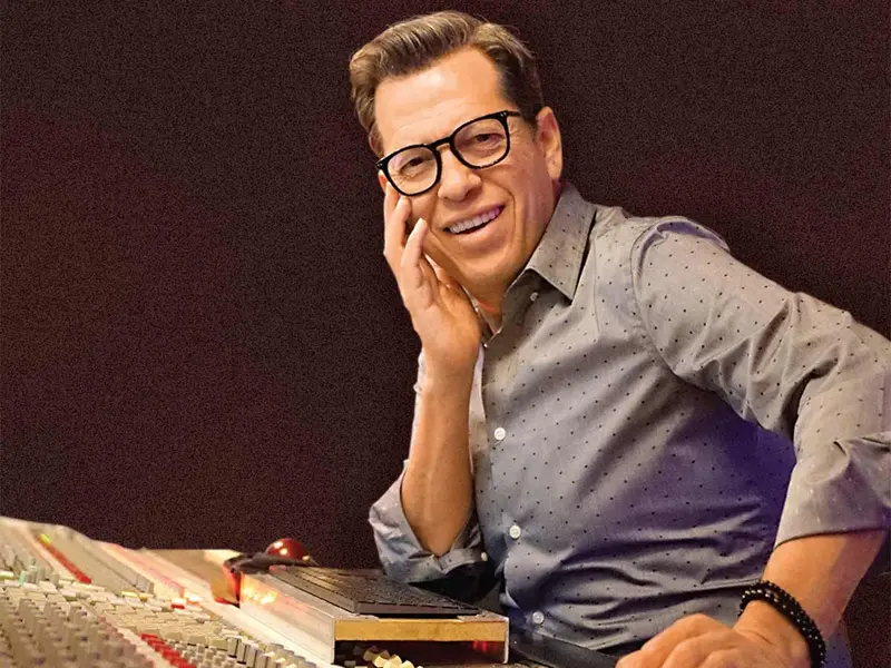 Kiko Cibrián detrás de Luis Miguel | Excélsior