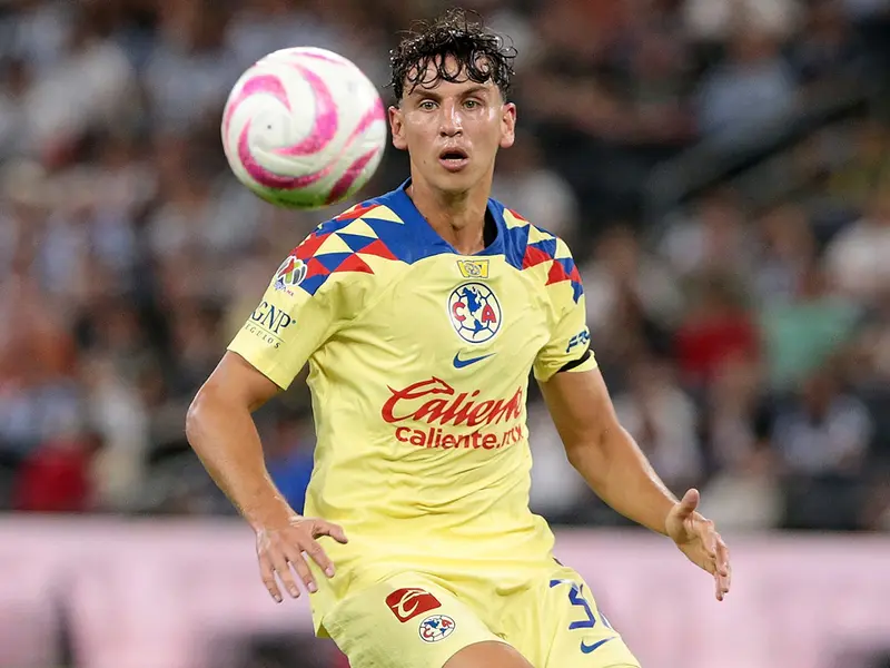 Igor Lichnovsky no garantiza su continuidad en América