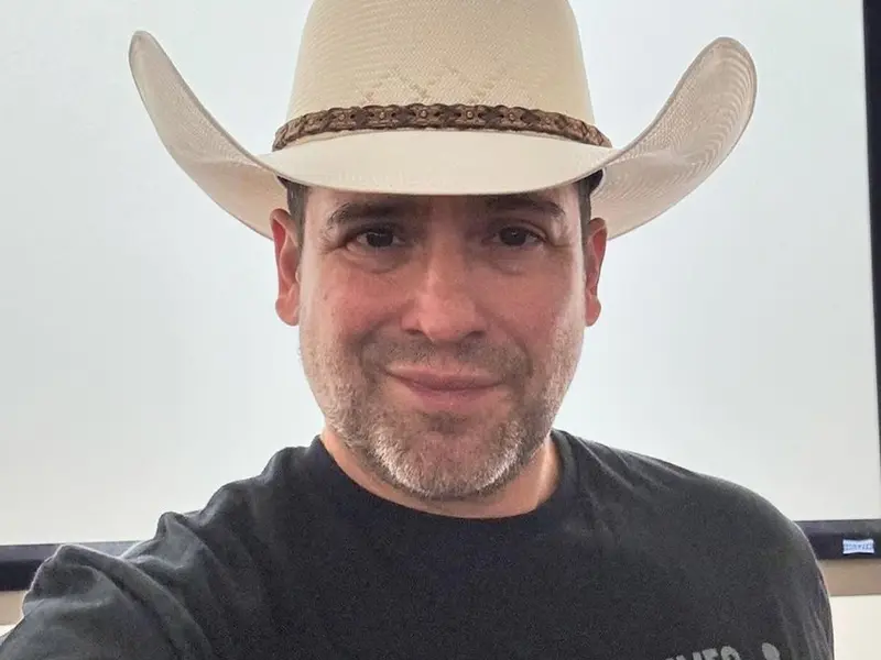 Bobby Pulido reaccina a rumor de romance con conductor de TV ...