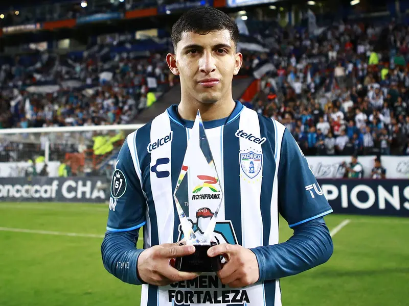 Bryan González no contiene el llanto tras ser llamado al Tri