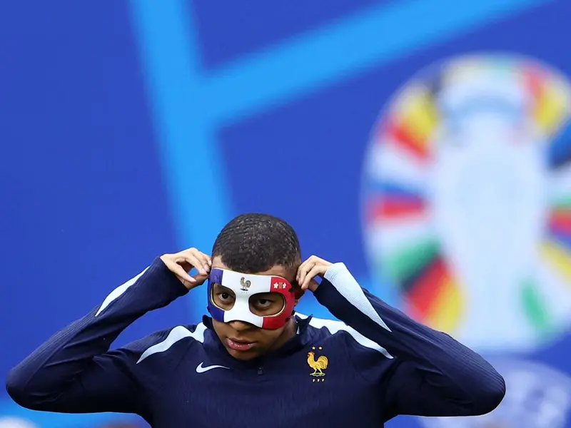 Eurocopa 2024: La máscara de Mbappé causa revuelo