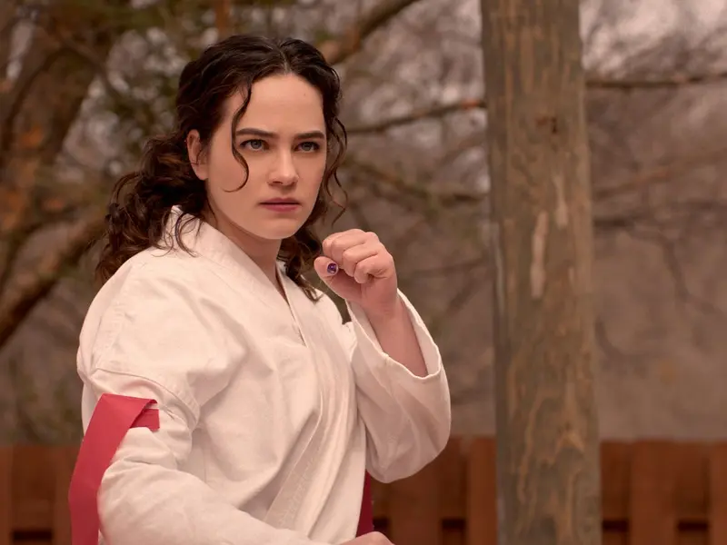 Mary Mouser revela su lucha contra la diabetes tipo 1 en un emotivo video