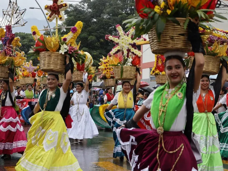 Guelaguetza en Oaxaca: Historia, Celebración y Actividades Destacadas