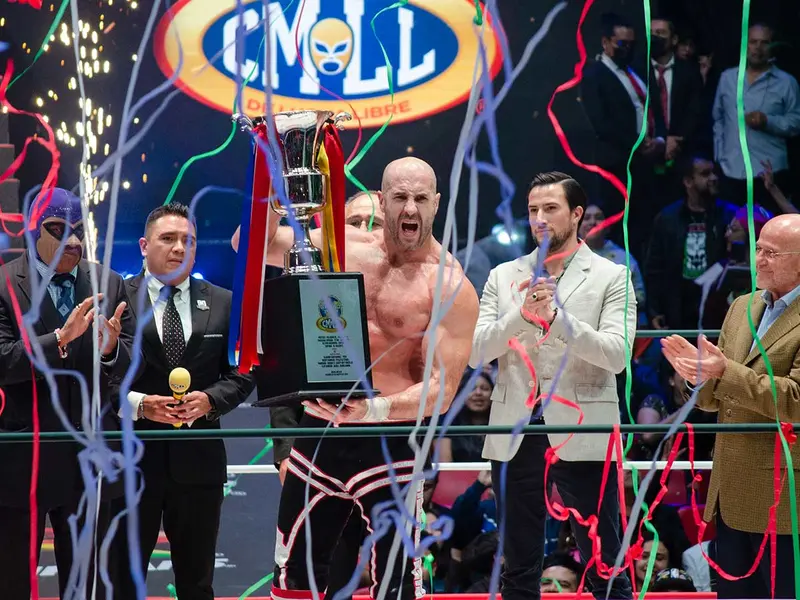 Claudio Castagnoli gana el Grand Prix 2024 del CMLL