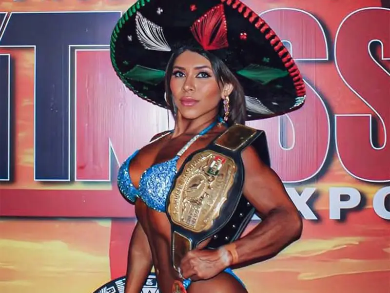 Luchadora Reyna Isis destacó en categoría de Mr México