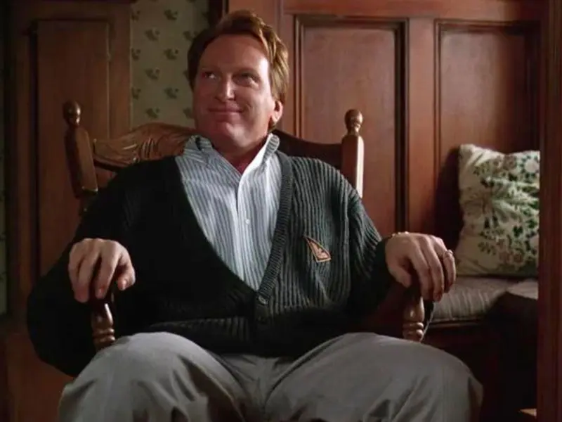 ¿Por qué no aparece Jeffrey Jones, alias Charles Deetz, en Bettlejuice 2?