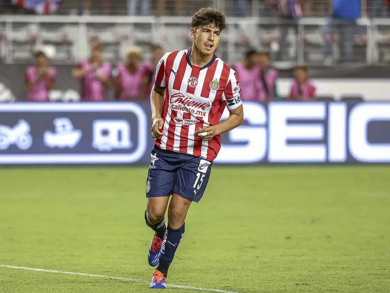 Erick Gutiérrez regresa a la actividad con Chivas