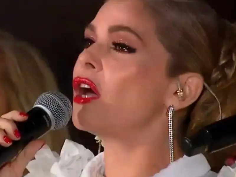 VIDEO: Itatí Cantoral vuelve a cantar a Virgen de Guadalupe con su hija ...
