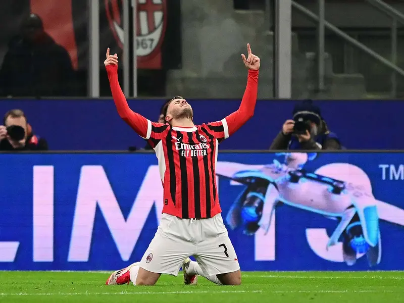 En Italia ya no es ‘Bebote’; llaman así a Santiago Gimenez