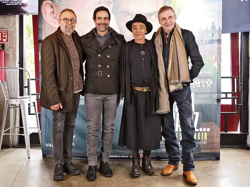 Por la punta de la nariz: una comedia con mucha comezón