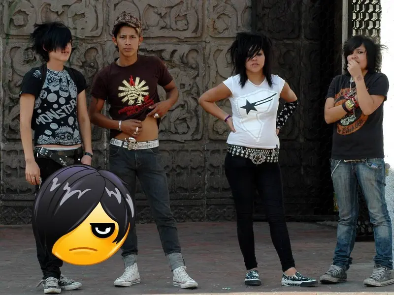 ¿Cómo vestirte para la marcha Emo en CDMX?