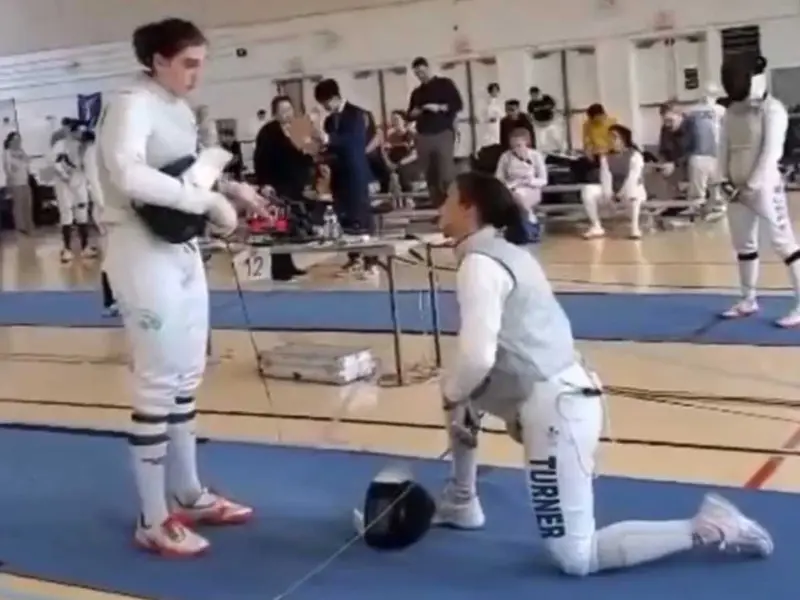 Se negó a competir con una rival transgénero y la descalificaron