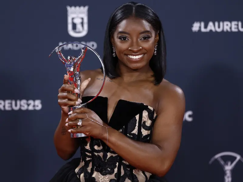 Simone Biles gana Laureus; podría alejarse de Los Ángeles 2028
