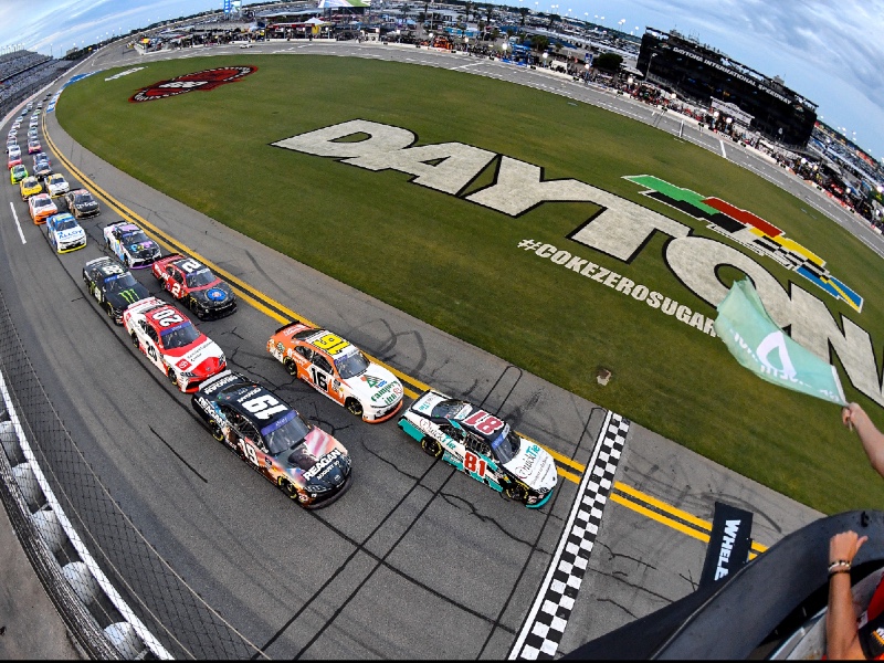 NASCAR Cup visitará por muchos años México