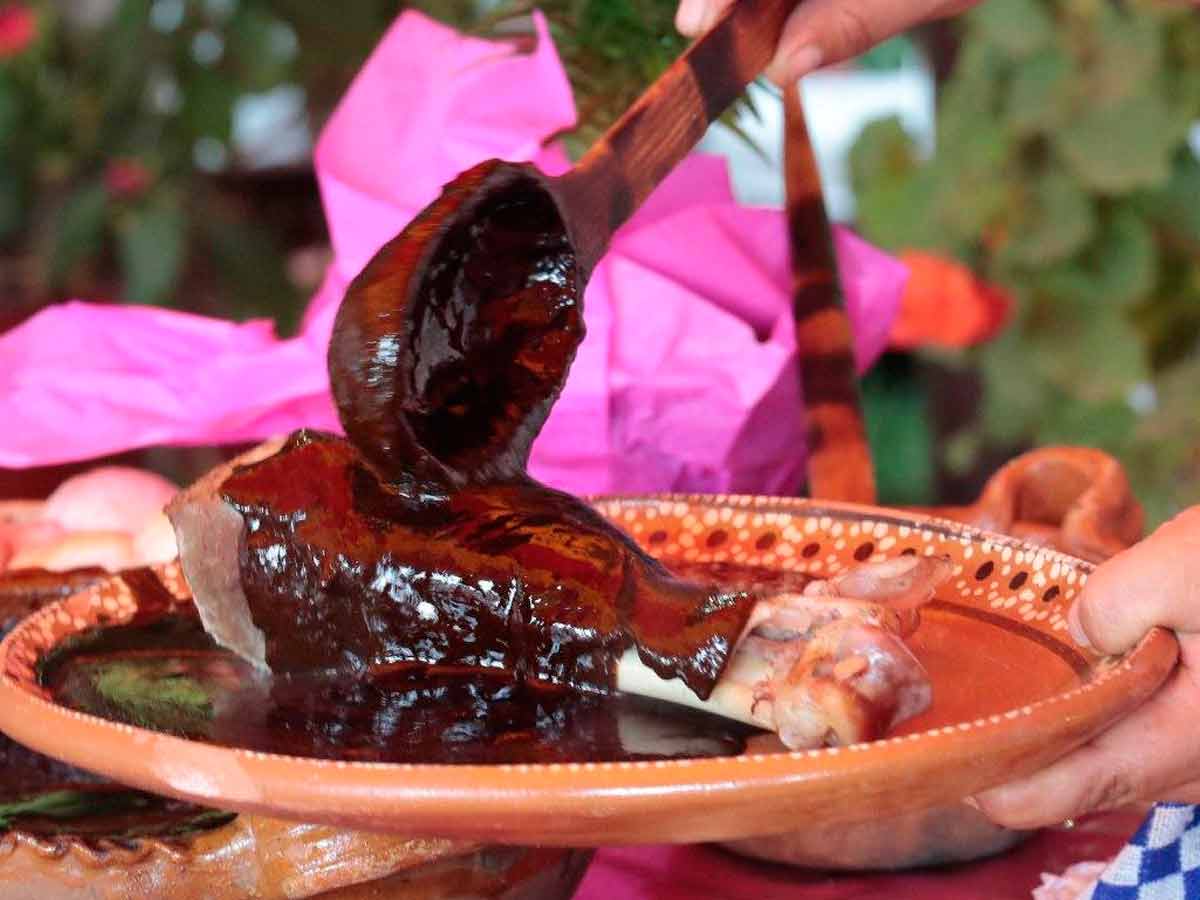 Arranca este fin de semana el mes del mole en San Pedro Atocpan