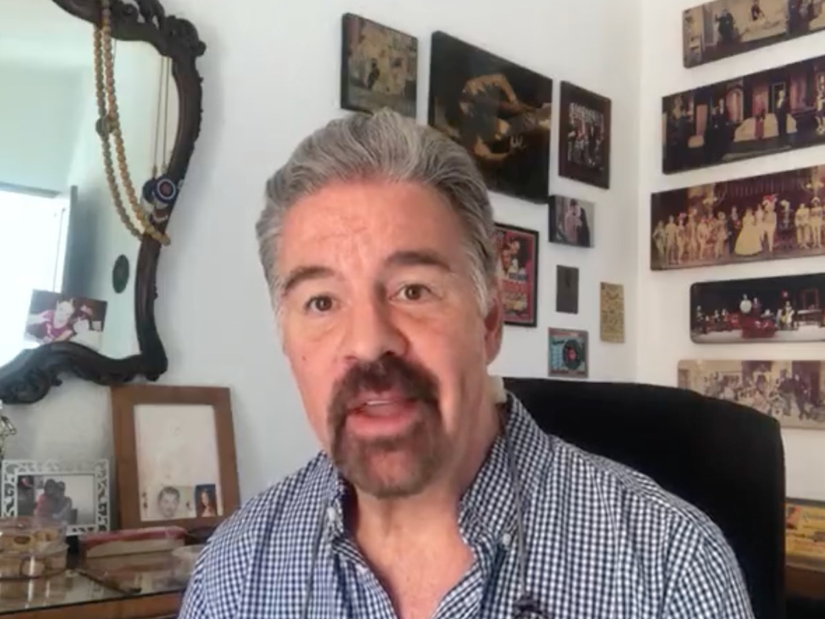 ‘Yo elijo celebrar la vida de Rebecca’, responde Ari Telch a críticas