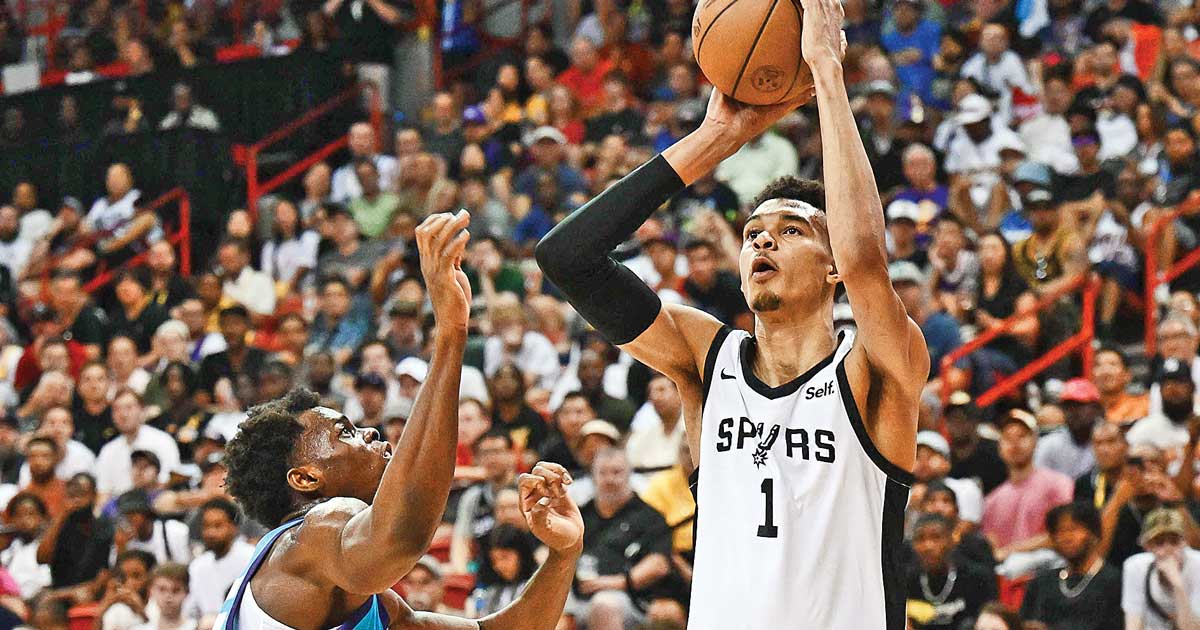 Inicia la era de Wemby con los Spurs