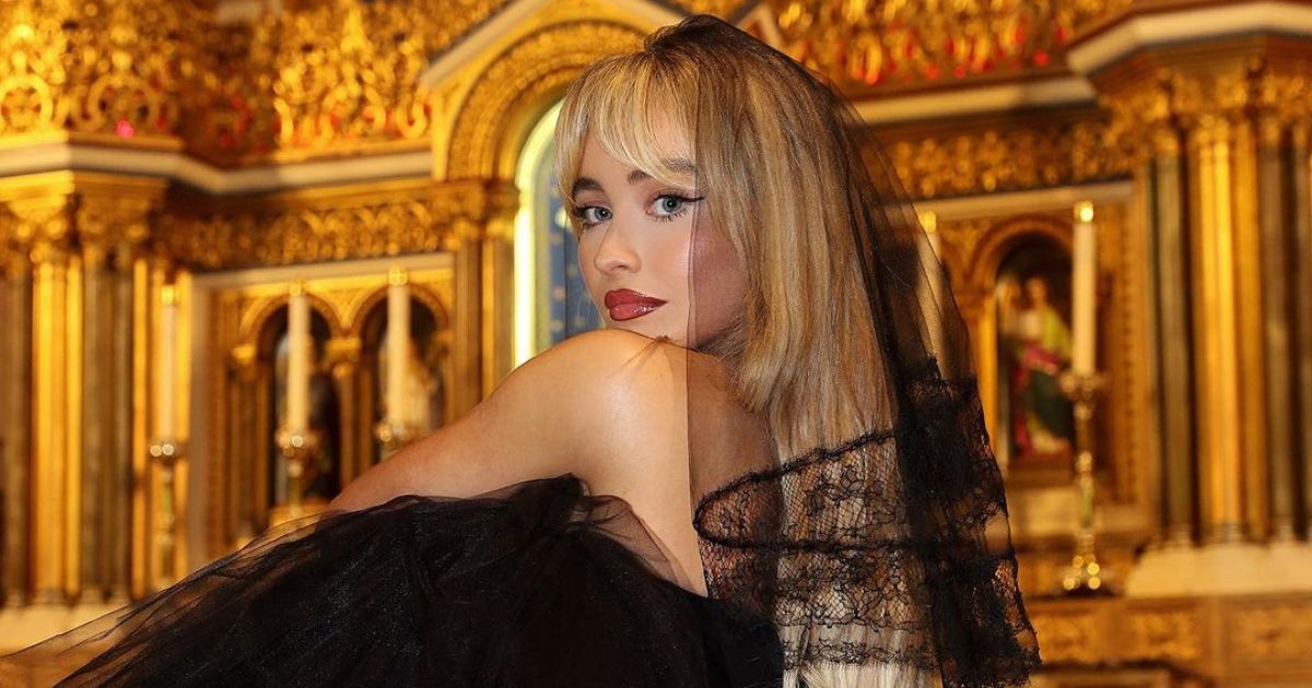 Sabrina Carpenter lanza video musical de 'Feather' con escenas de terror