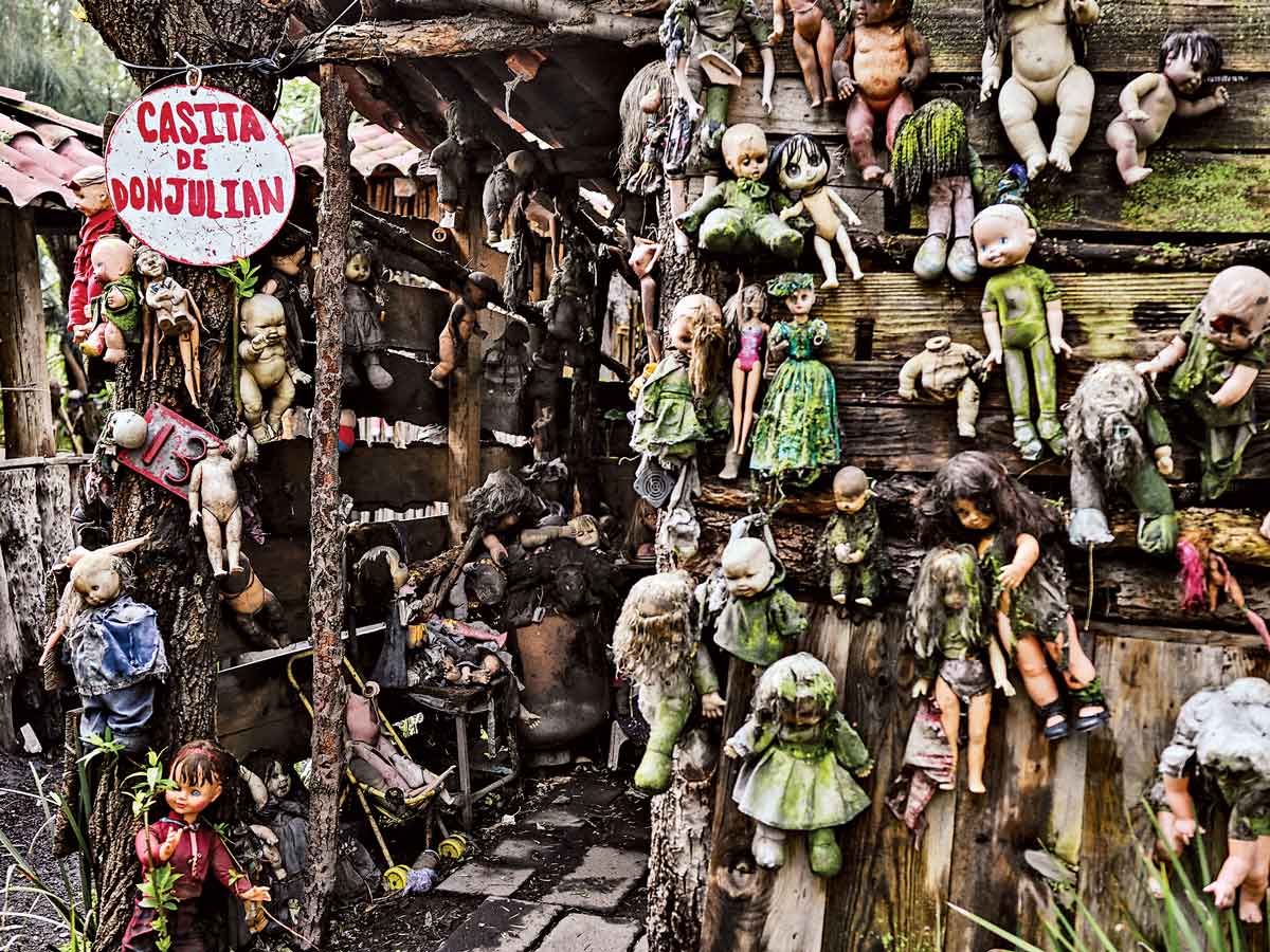 Lady Gaga y Tim Burton transforman la Isla de las Muñecas en un ...