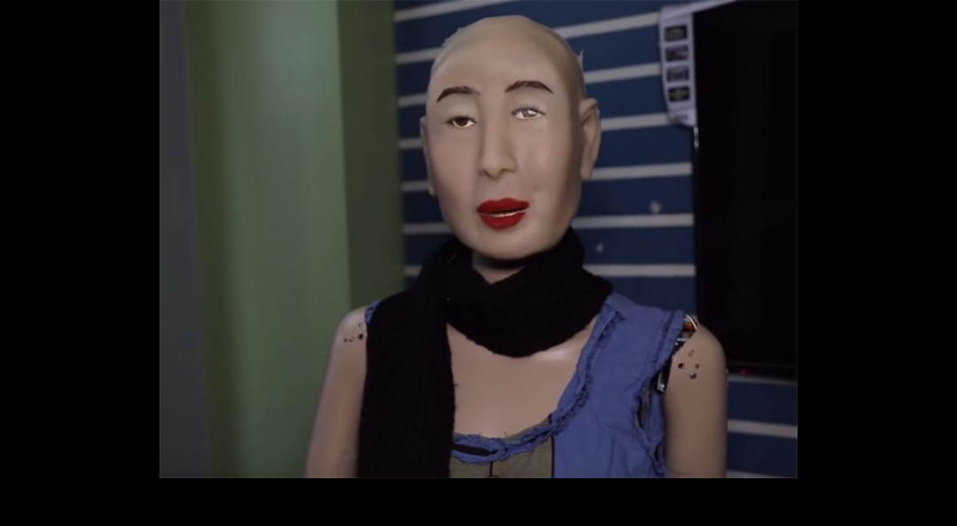 Rashmi, la primer robot humanoide que cree en Dios